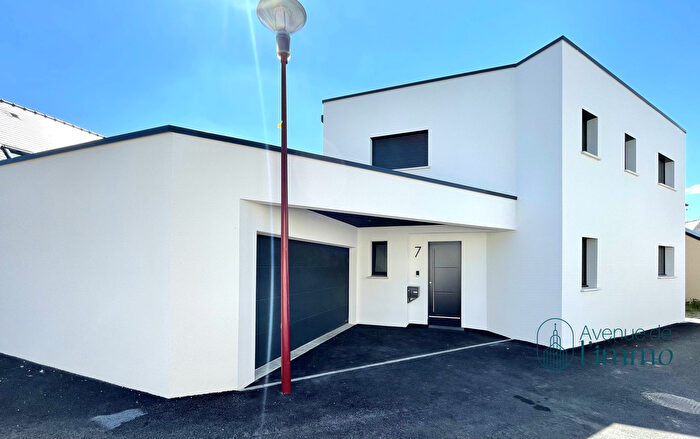 Maison 5 pièces à Mûrs-Erigné, à vendre