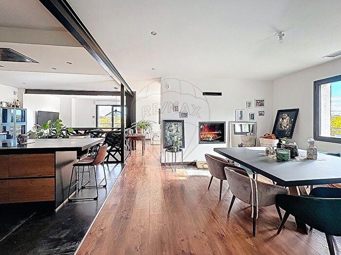 Maison à vendre - Boisset-et-Gaujac - 7 pièces - 5 chambres