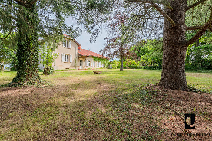 Maison à vendre - Perreux - 17 pièces - 11 chambres