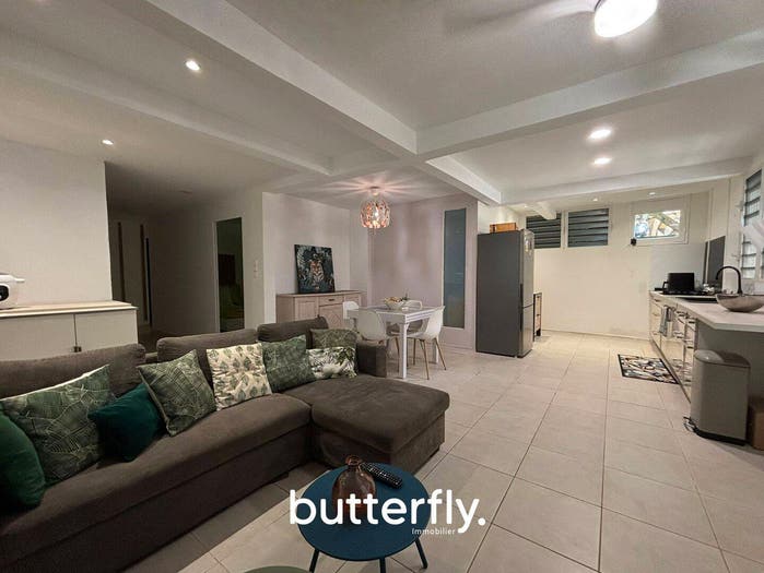 Les Abymes : Appartement 3 pièces à louer