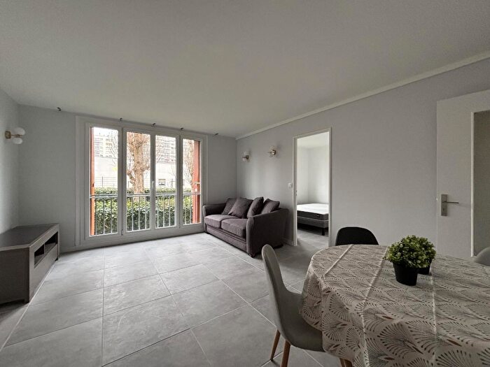 Appartement à louer - Antony, Croix de Berny - 4 pièces - 3 chambres