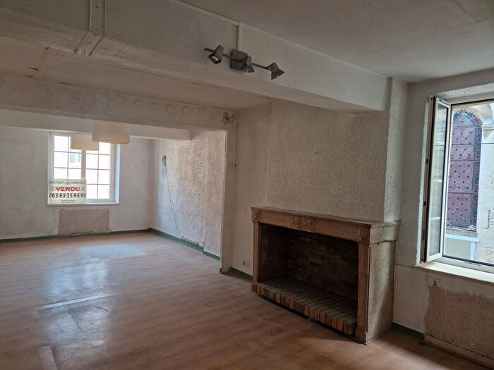 Appartement à vendre - Beaune, Centre-ville - 2 pièces - 1 chambre