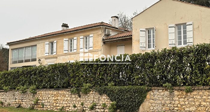 Maison à vendre - Saint-Césaire - 9 pièces - 3 chambres