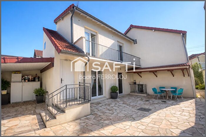 Maison à vendre - Les Pavillons-sous-Bois, Centre-ville, Basoche - 6 pièces - 4 chambres