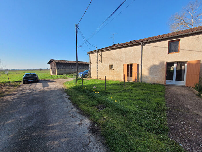 Maison à vendre - Saint-Martin-Petit - 9 pièces - 5 chambres