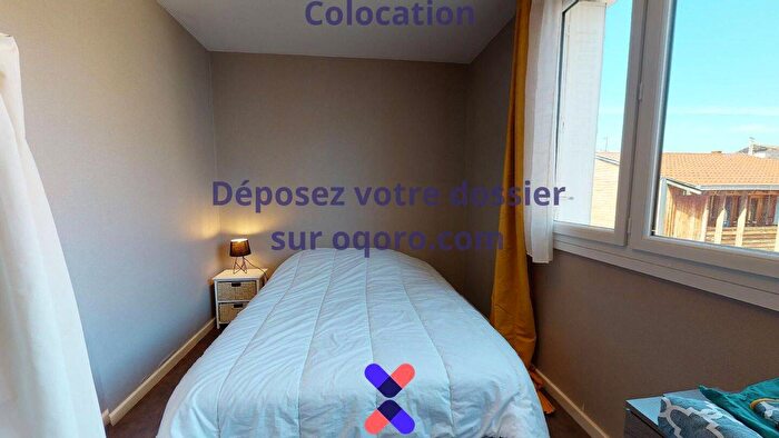 Appartement à louer - Charras, Clermont-Ferrand - 5 pièces - 4 chambres