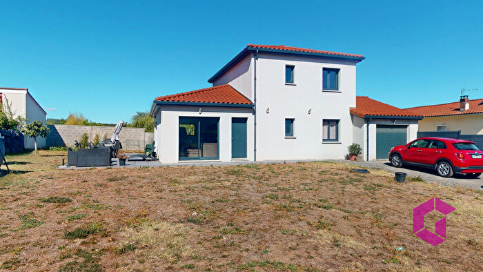 Saint-Paul-d'Uzore - Maison 6 pièces à vendre