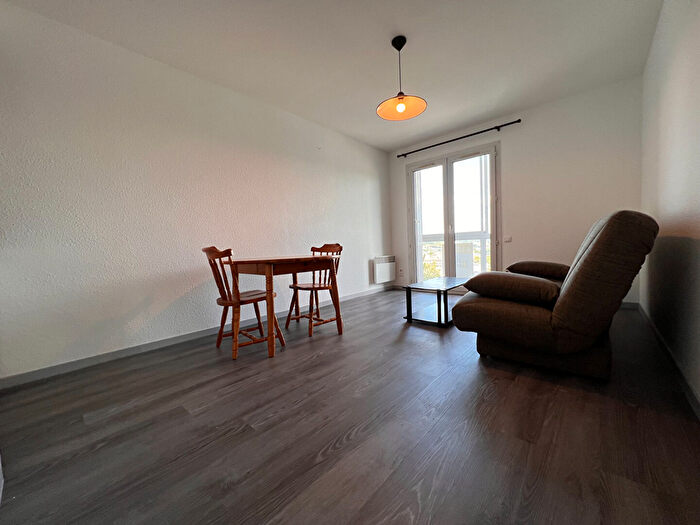 Appartement à louer - Rodez, Saint-Eloi, Camonil - 1 pièce