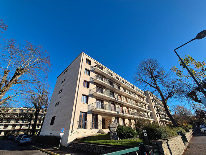 Appartement à vendre - Rambouillet, Bel-Air, Racinay, Pierrefite - 2 pièces - 1 chambre