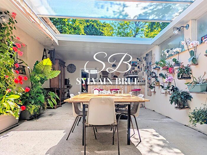 Castelsarrasin, Courbieu, Marchés, Gandalou, Saint-Jean : Maison 7 pièces à vendre