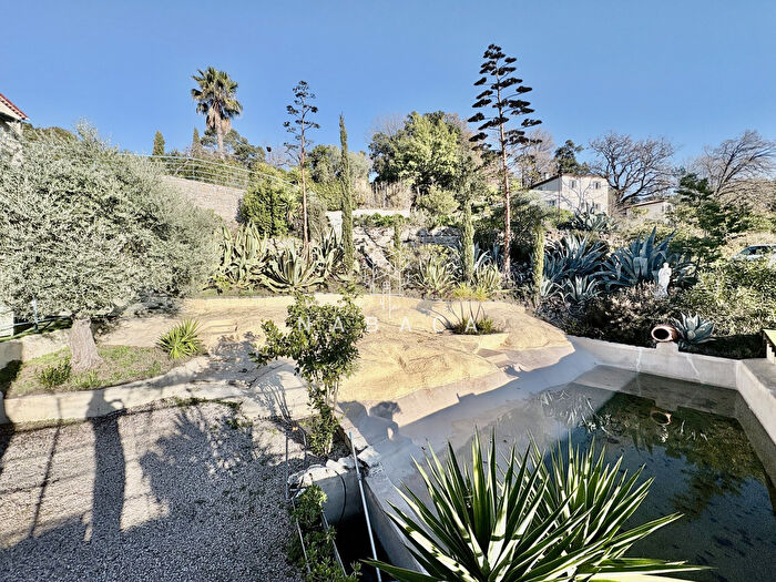 Appartement à louer - Les Adrets-de-lEstérel - 3 pièces - 2 chambres