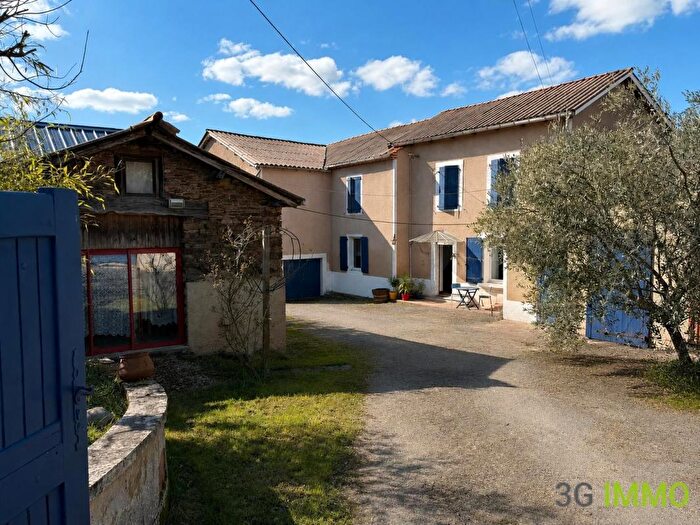 Saint-Jean-de-Marcel : Maison 11 pièces à vendre