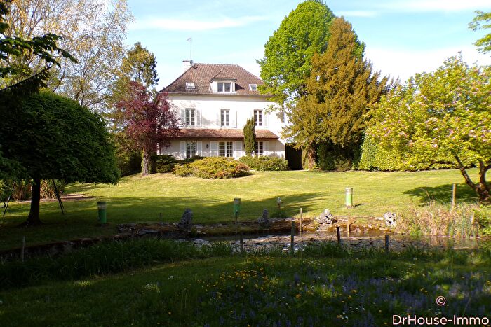 Maison 9 pièces à vendre à Ladoix-Serrigny