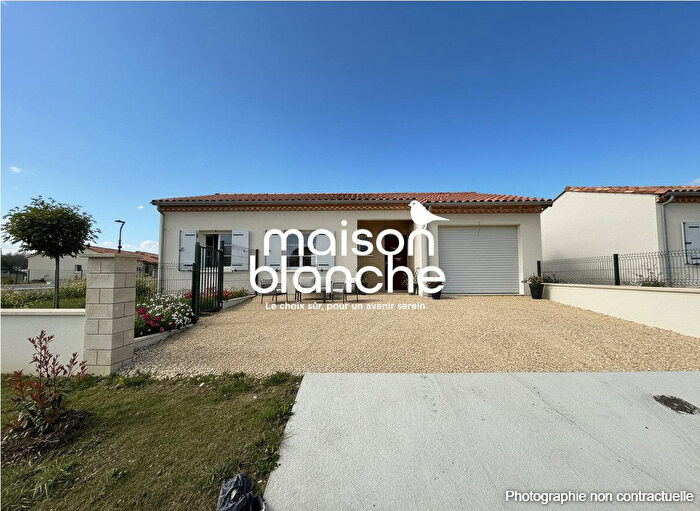 Maison à vendre - Les Artigues-de-Lussac - 5 pièces - 3 chambres