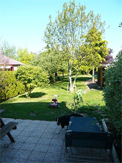 Maison à louer - Anthelupt - 6 pièces - 4 chambres