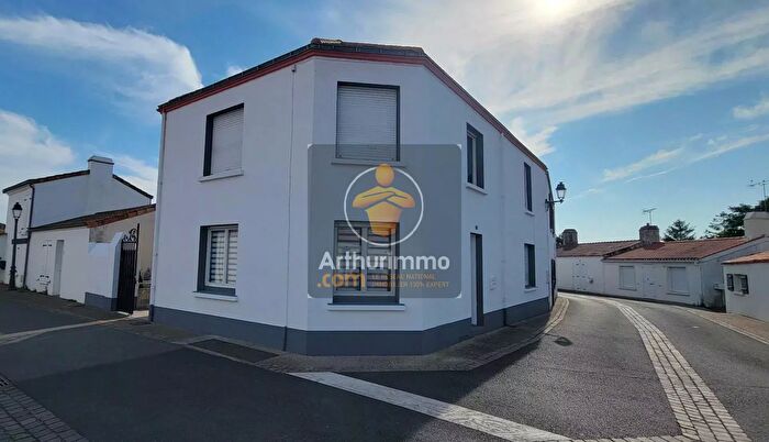 Maison à vendre - Bouin - 8 pièces - 6 chambres