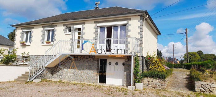 Villaines-la-Juhel : Maison 5 pièces à louer
