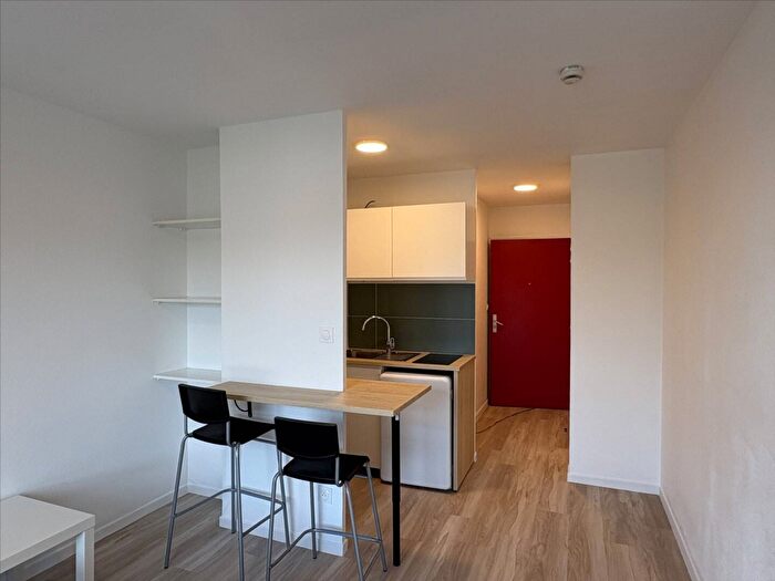 Appartement à louer - Saint Fiacre-Trois Maisons, Nancy - 1 pièce