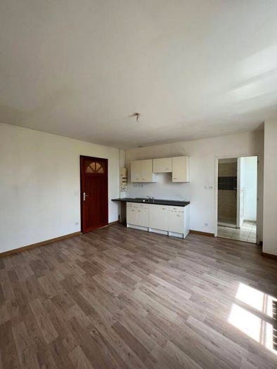 Bourgeau, Romorantin-Lanthenay : Appartement 1 pièce à louer