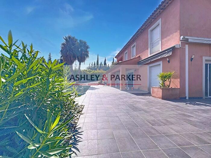 Maison à vendre - Cagnes-sur-Mer, Le Vallon des Vaux, La Campanette, Montaleigne - 6 pièces - 4 chambres