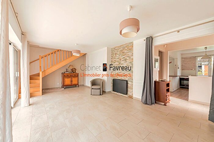 Maison à vendre - LHaÿ-les-Roses, Centre-ville - 7 pièces - 4 chambres