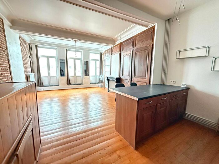 Appartement à louer - Vieux Lille - 3 pièces - 2 chambres