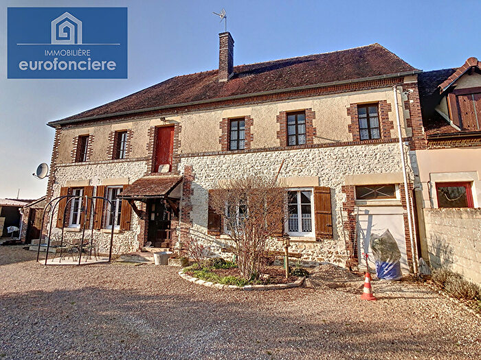 Maison à vendre - Neuvy-Sautour - 4 pièces - 3 chambres