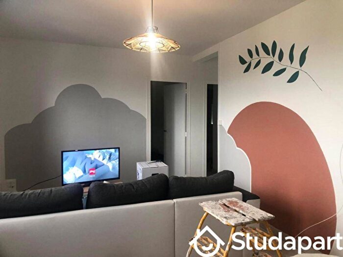 Appartement à louer - Chartreux, Troyes - 4 pièces - 2 chambres