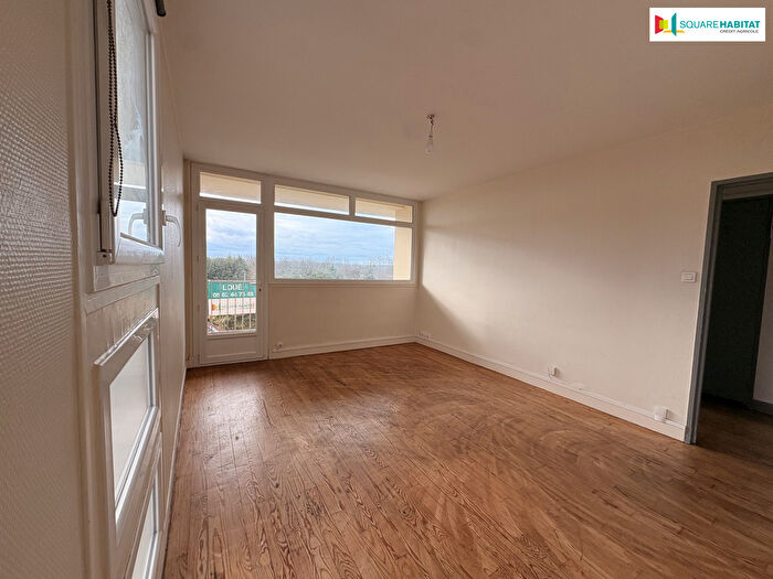 Appartement à louer - Tarbes - 3 pièces - 2 chambres