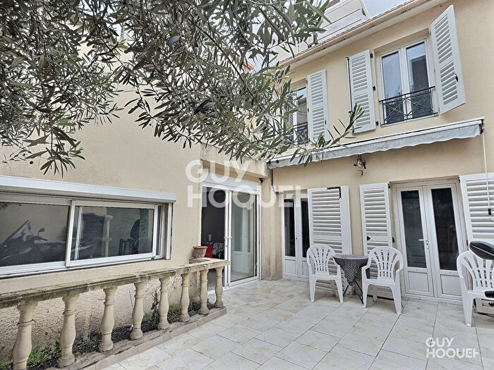 Maison à vendre - Aubervilliers, Paul Bert - 6 pièces - 4 chambres