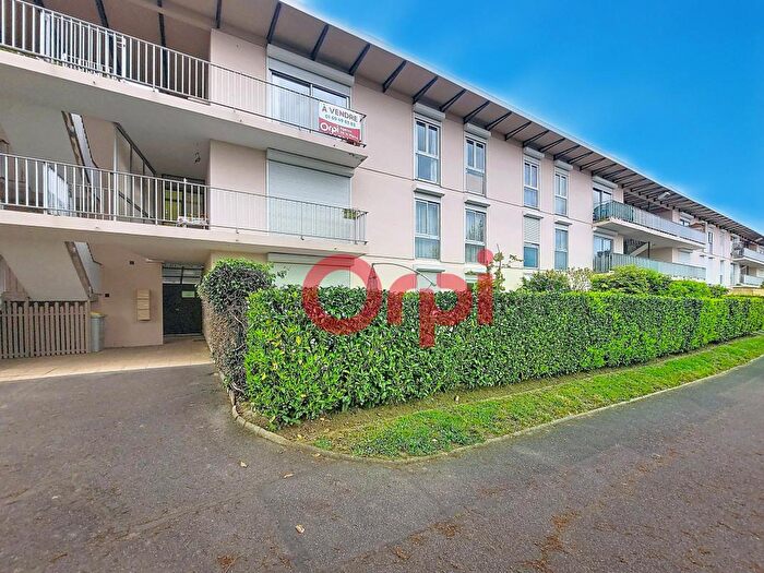 Appartement à vendre - Yerres, Bout du Monde, Camaldules, Abbaye - 4 pièces - 2 chambres