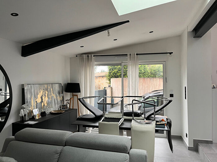 Maison à vendre - Les Billaux - 5 pièces - 3 chambres