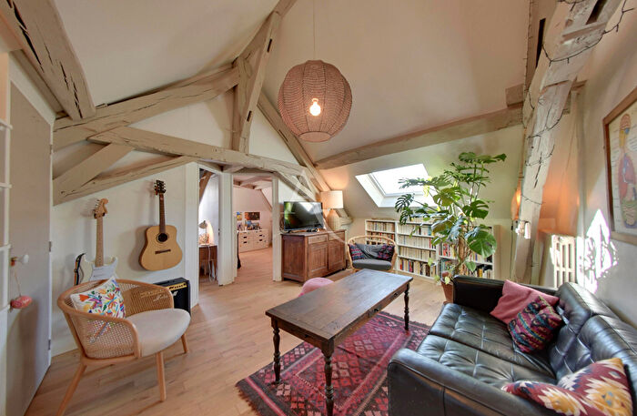 Appartement à vendre - Auxerre, Centre-ville - 4 pièces - 3 chambres