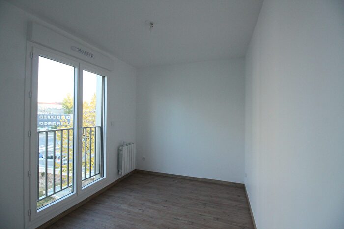 Appartement 1 pièce à louer à Villeurbanne, Les Poulettes