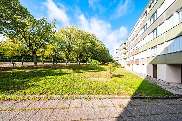 Appartement à vendre - Quetigny - 4 pièces - 2 chambres