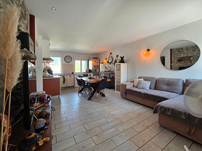 Appartement 2 pièces à Tartaras, à vendre