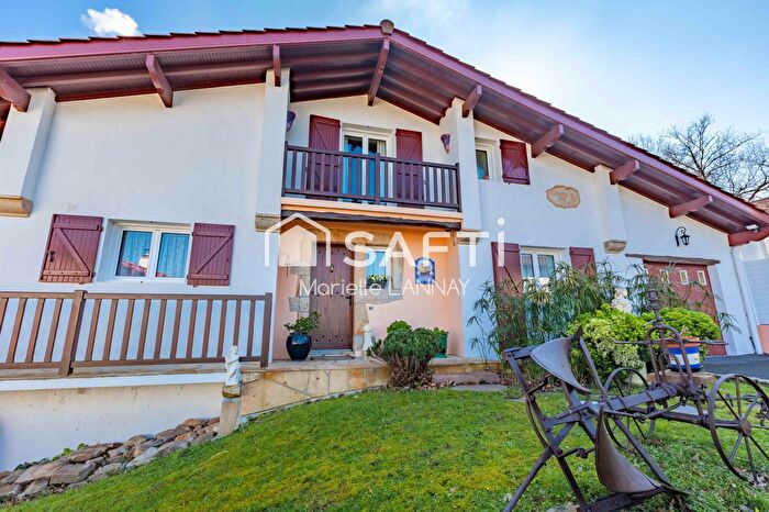 Maison à vendre - Ciboure - 6 pièces - 4 chambres