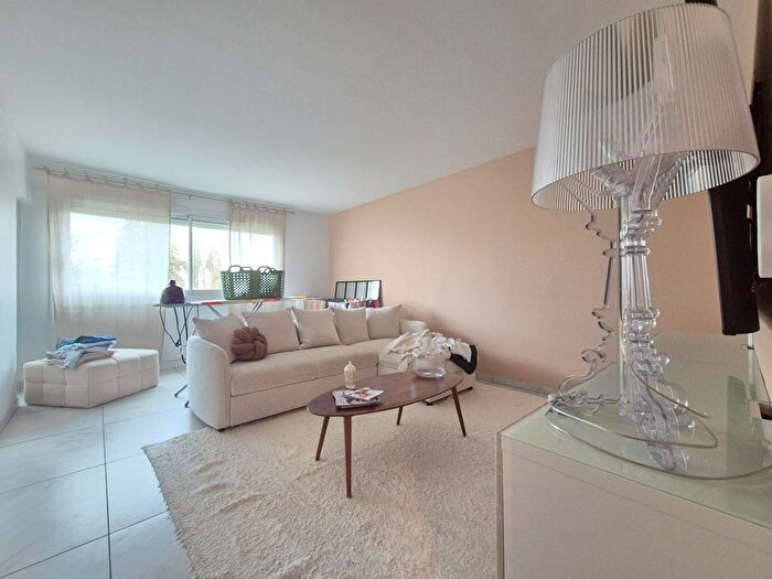 Appartement à vendre - Royan, La Garenne - 4 pièces - 3 chambres