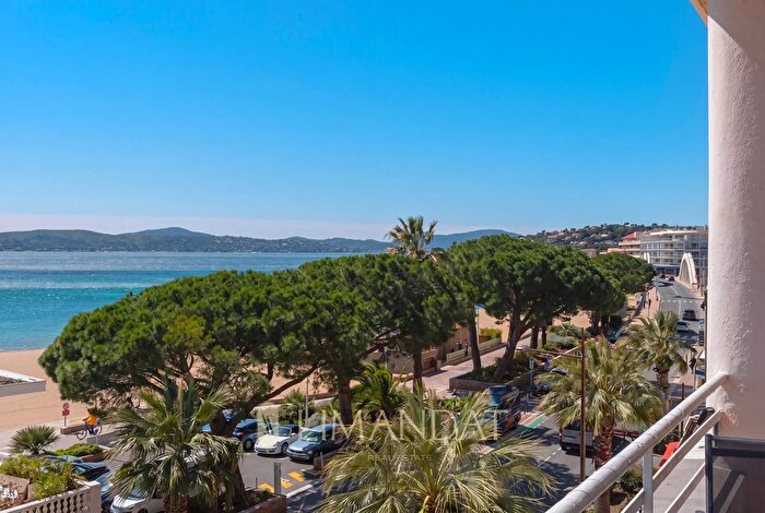 Appartement 3 pièces à Sainte-Maxime, Centre-ville, Pléiades, à vendre