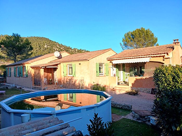 Maison à vendre - Le Val - 7 pièces - 6 chambres