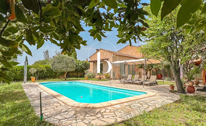 Saint-Gervais : Maison 5 pièces à vendre