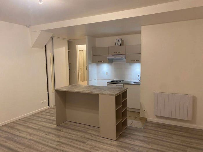 Centre Est, Provins - Appartement 1 pièce à louer