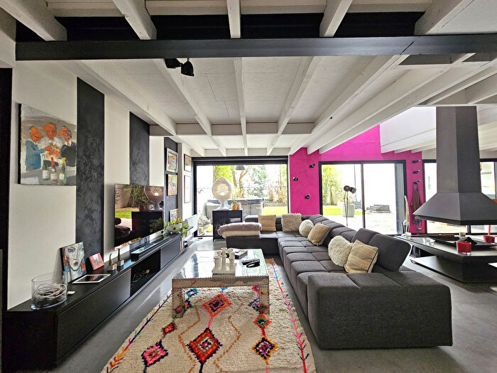 Maison à vendre - Cholet - 6 pièces - 3 chambres