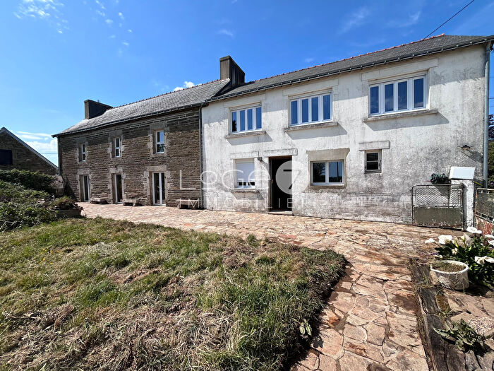 Maison à vendre - Scaër - 9 pièces - 3 chambres