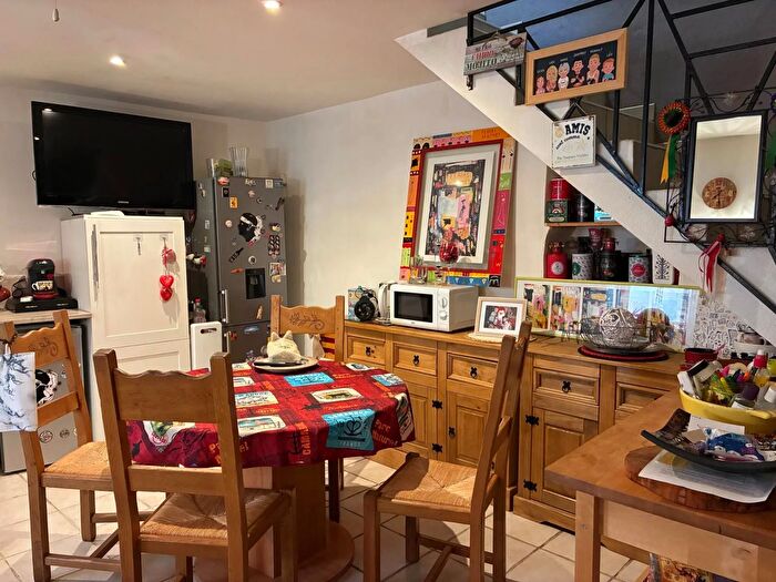 Maison à vendre - Alès - 4 pièces - 3 chambres