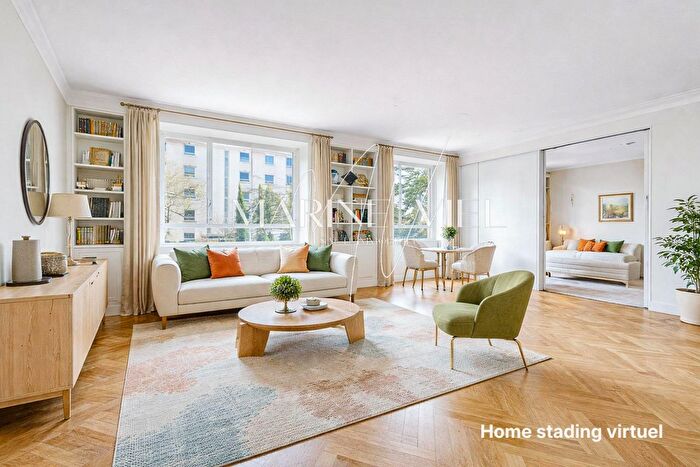 Appartement à vendre - Saint-Cloud, Fouilleuse, Val dOr - 5 pièces - 3 chambres