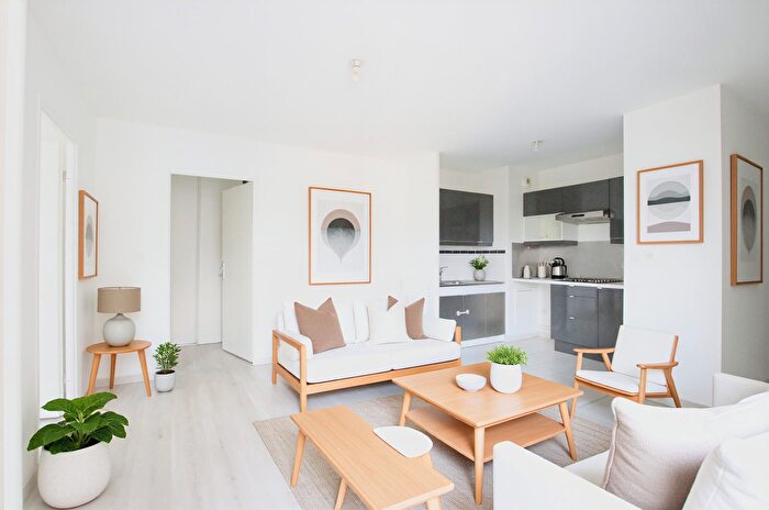 Appartement à vendre - Massy, Atlantis, Champs Ronds - 3 pièces - 2 chambres