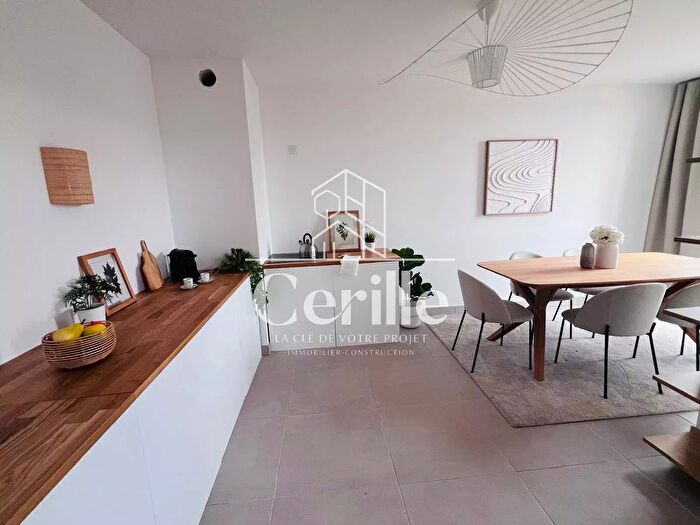 Aix-en-Provence, Saint-Donat, Les Platanes : Appartement 4 pièces à vendre