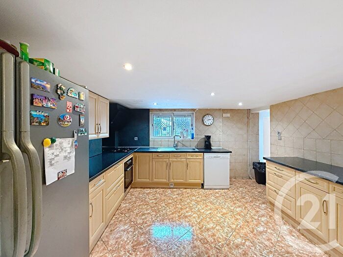 Maison à vendre - Chelles, Les Coudreaux - 7 pièces - 5 chambres