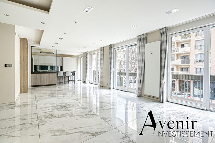 Appartement à vendre - Lyon e , Tête dOr, Vitton - 4 pièces - 3 chambres